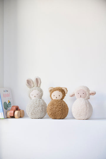 New Arrivals – Daisy and Hen